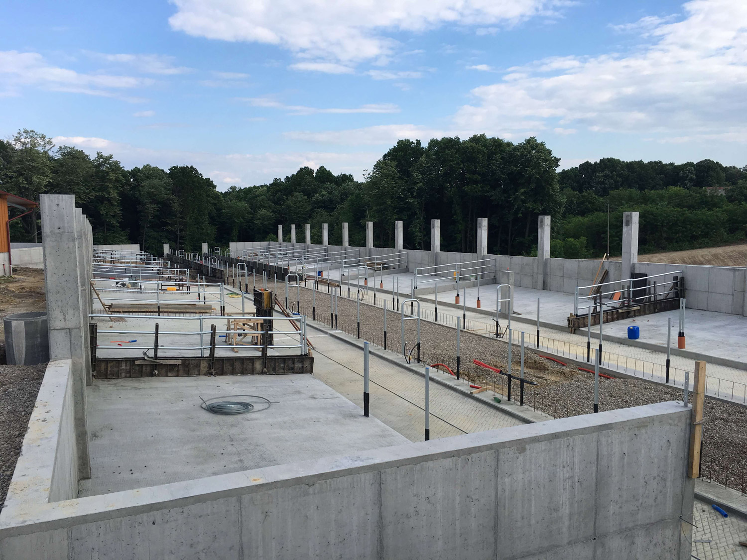 AB temelji staje za podmladak - Gedžić gradnja